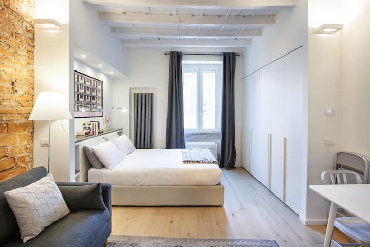 Airbnbplus Cosy Flat Navigli - Milan