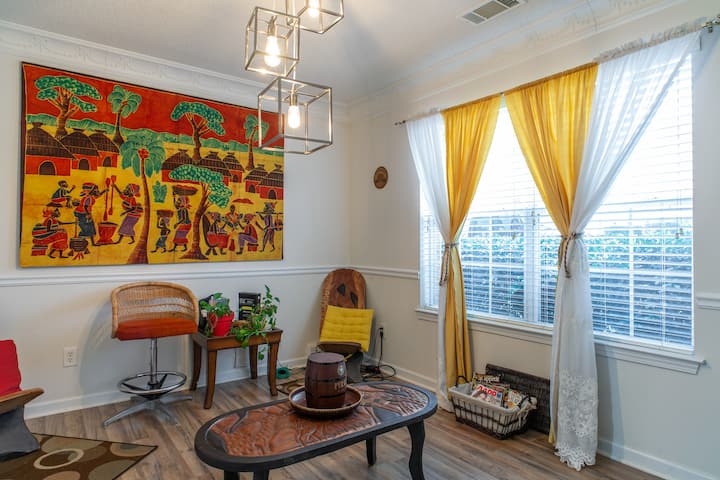 Chez Loulou - Lithonia, GA