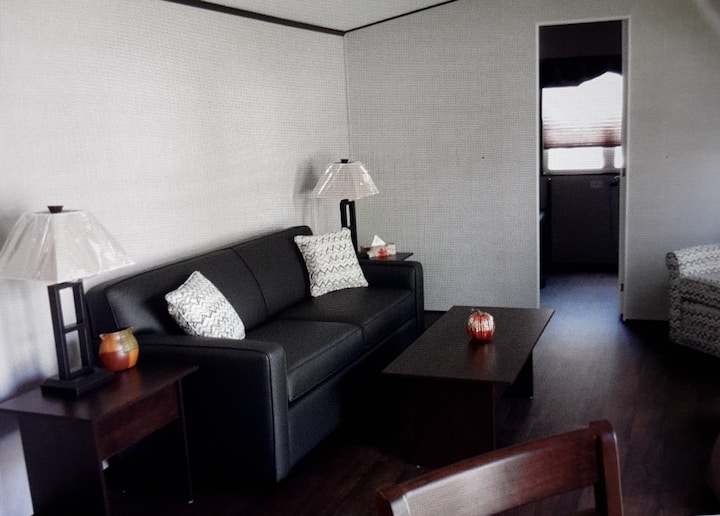 Resort- # 500 - Midnight Blue 
 * Prime Location * - Lakeshore