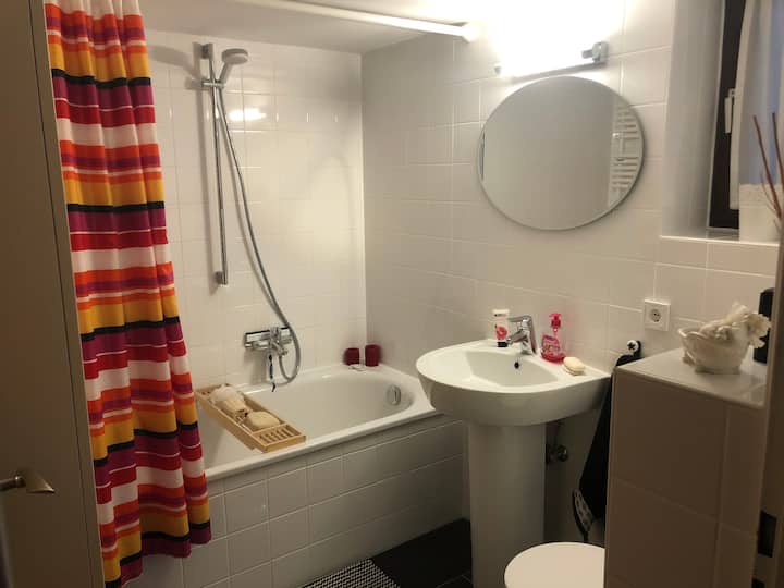 Nette Wohnung Im Naherholungsgebiet Von München - Germering