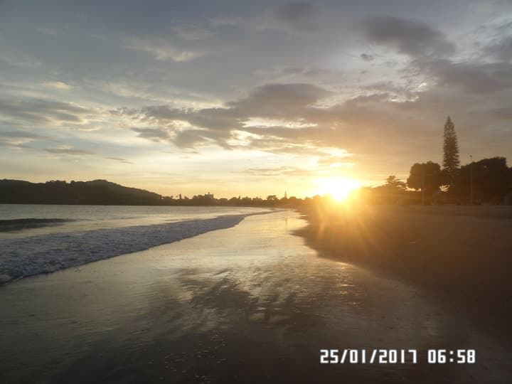 Casa Beira  Mar -Praia Alegre/sc - Beto Carrero - Penha