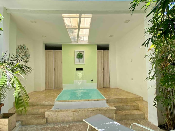 Colorful Caribbean House In The Zona Colonial - Santo Domingo