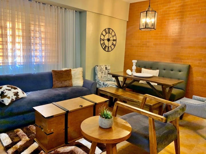 3-br Condo Near International Airport - Makati