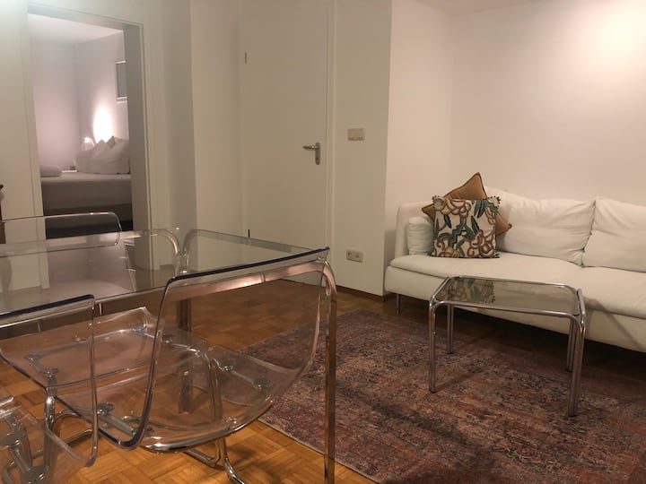 *Ländlich, Ruhig Gelegenes Appartement* - Taufkirchen