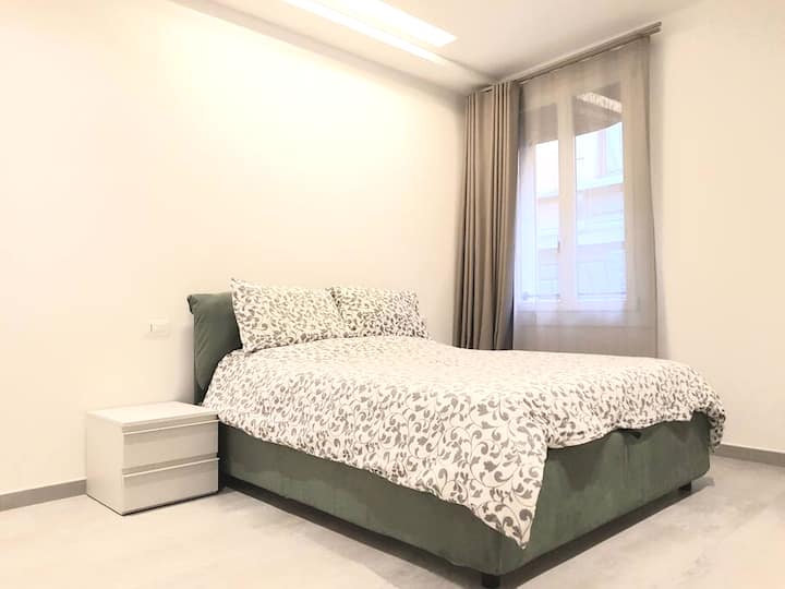 Flat "Emma Bovary", Monolocale In Pieno Centro. - Bologne