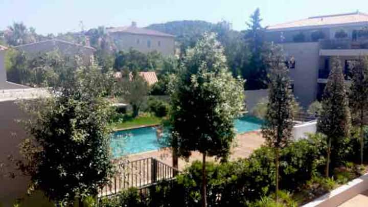 U831- Appartement Piscine/salle De Sport/terrasse - Saint-Tropez