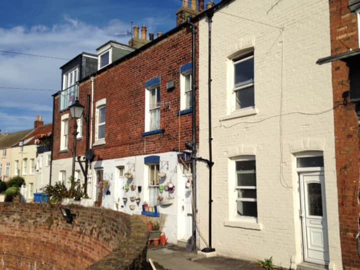 Wyke House, Two Minutes From Sea Front - Scarborough