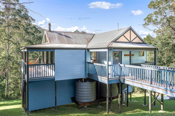 Khan Cottage: Views And Birdsong - Berry