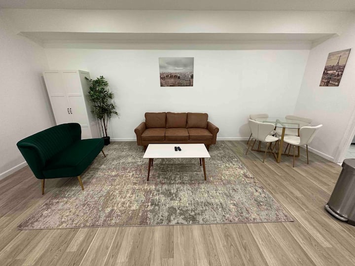 Modern Bk Home Unit 1, 30days+ - Brooklyn, NY