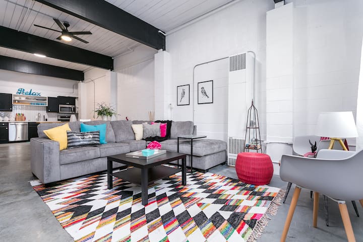 Bellingham Downtown Digs - Western Washington University, Bellingham