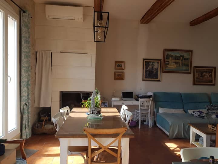 Bel Appartement à Louer - Mèze
