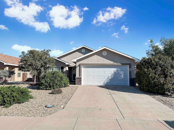 Our Happiest Place - Next Door To Our Happy Place - Hobbs, NM