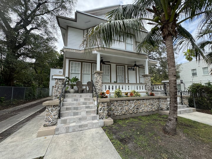 Brickell + Wynwood Wonderland: Spacious 6br Home - Miami