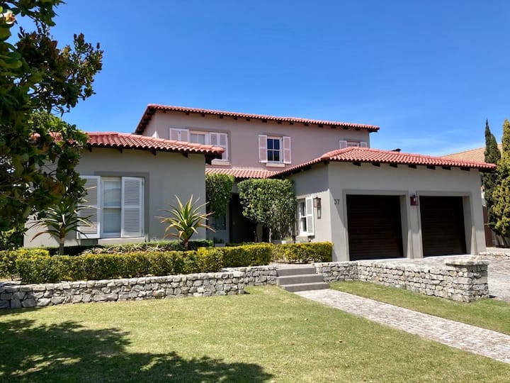 Plettenberg Bay   /Goose Valley Golf Estate. - Plettenberg Bay