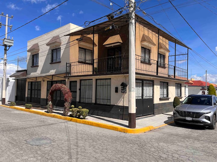 Linda Y Espaciosa Casa En Fracc. Privado - Pachuca