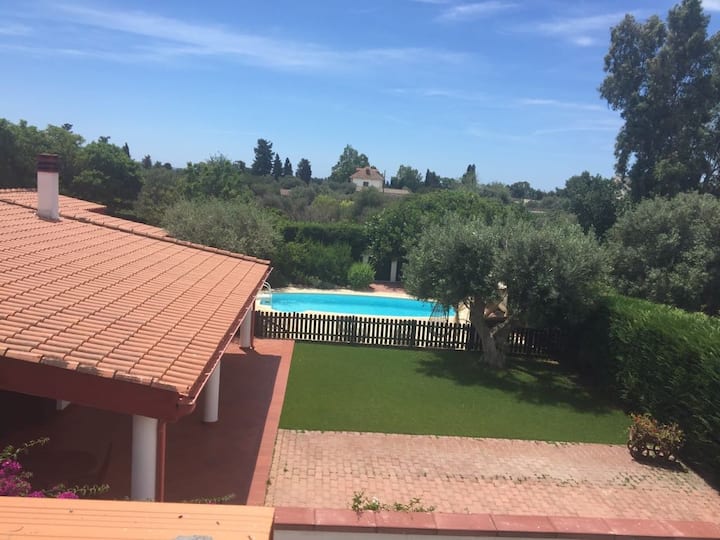 Holiday Home Villa "Sa Meri"


It092051c2000p1591 - Sardinia