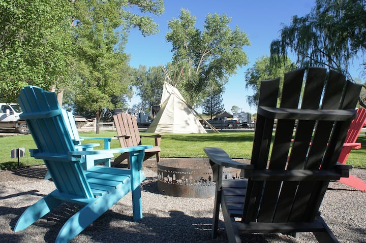 Park View Cabin (Cabin F) - Montrose, CO