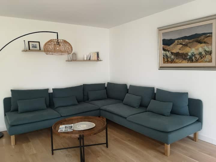 Appartement, Jardinet Et Terrasse,  Refait à Neuf - Saint-Grégoire