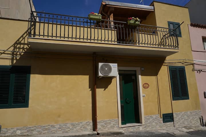 Confortevole Casa Vacanze Nel Centro Di Noto - Noto