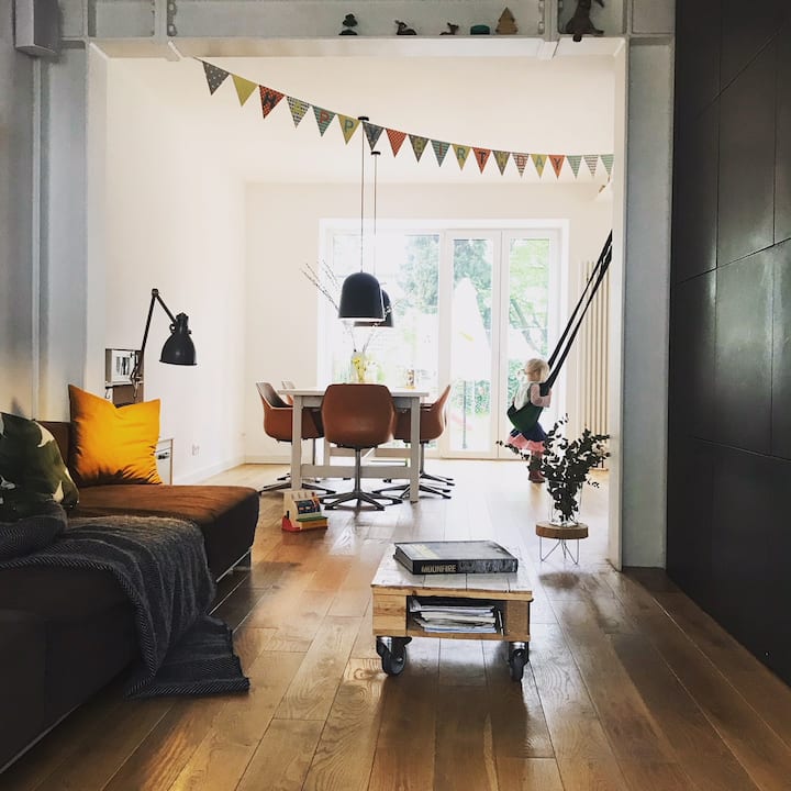 Smart And Central — Green Town House - Bielefeld