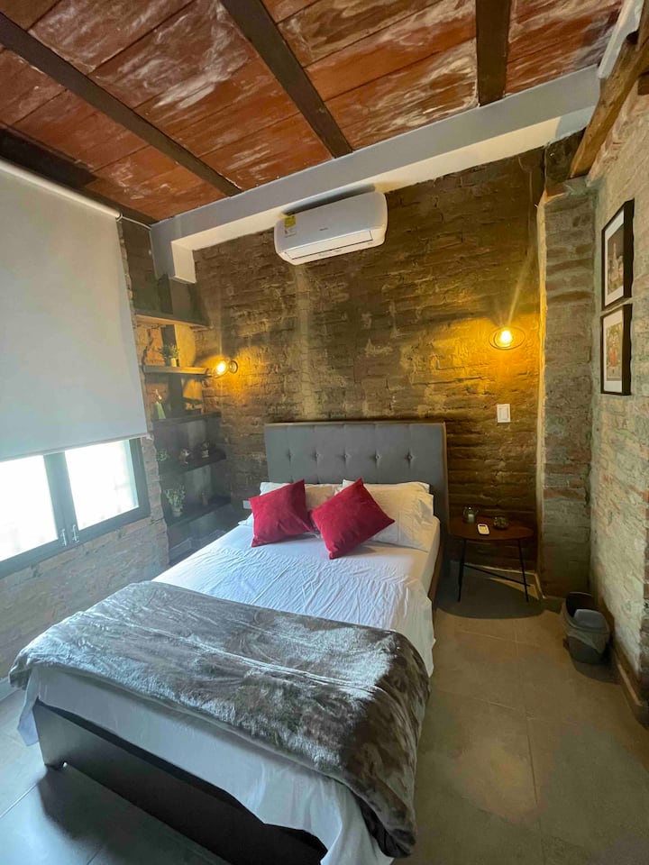 Stylish Studio/ac/rooftop Terrace/san Antonio Area - カリ