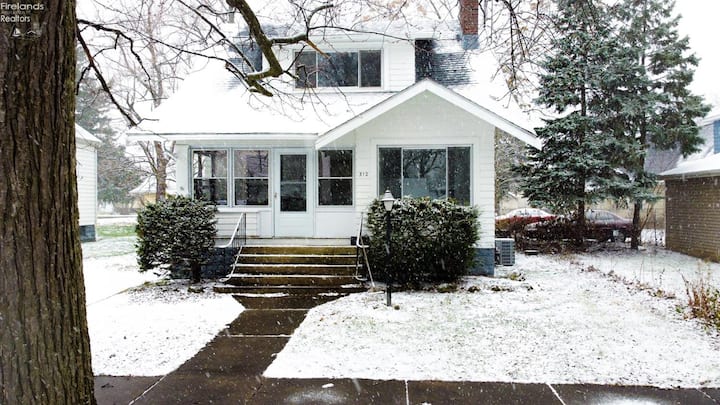 3 Bd Home For Family Vacations Or Fishing Groups - Port Clinton, OH