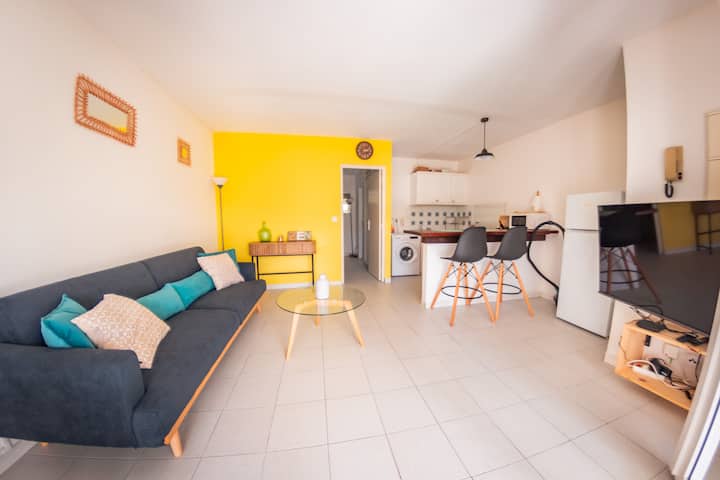 Le Cosy:  Super Appart T2 Central Proche Chu - Fort-de-France