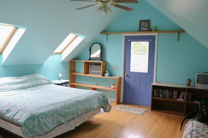 Hedges Lake Vacation Rentals & Homes - Jackson, NY | Airbnb