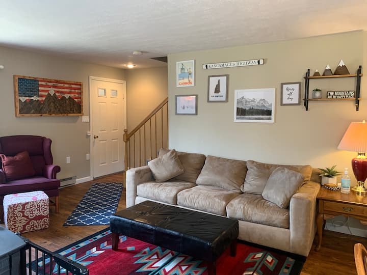 “Loon-atic” 4 Br Townhouse In Heart Of Woodstock! - New Hampshire