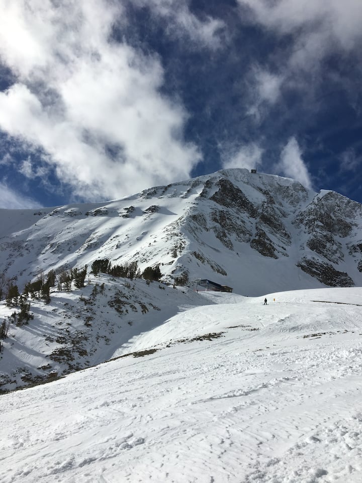 Lone Peak View Loft | Easy Big Sky Resort Access - Big Sky, MT