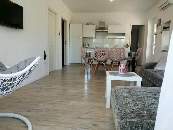 A Budget Friendly Place To Enjoy - Rovinj