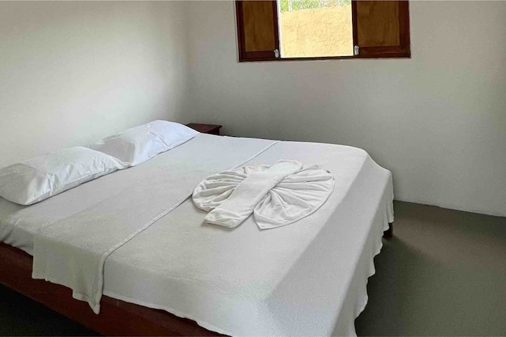 Quarto Jasmim- Cama De Casal - Porto Seguro