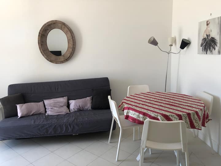 Centre Ville Menton, Terrasse Panoramique - Plage du Borrigo (Menton)