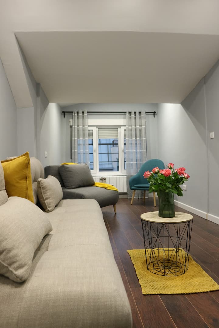 Grey Cloud Of Sky Point Apartments - Belgrado