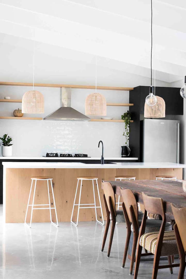 Bawley Beach House, Walk To The Beach - South Coast