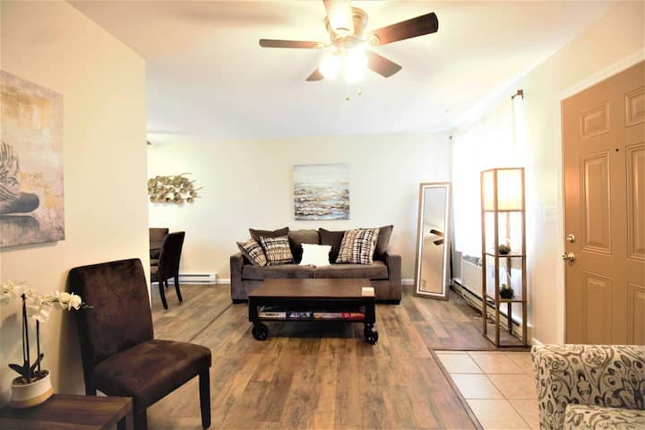 Zen Den! Peaceful Ste, Pets, Wifi, W/d, Ext Stay+! - Dayton, OH