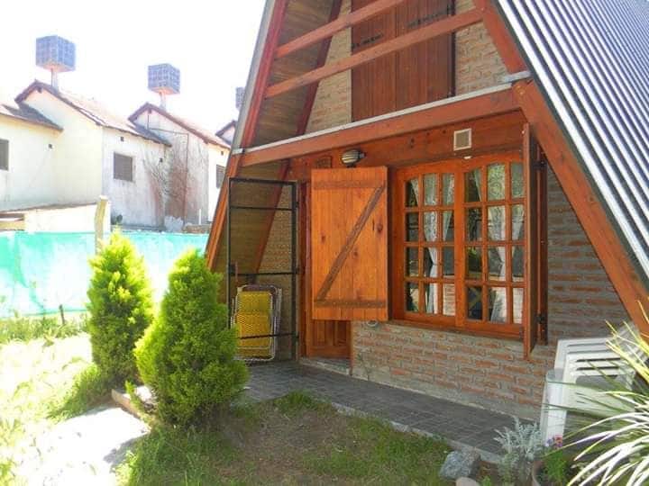 Cabaña Alpina En La Lucila Del Mar - Santa Teresita