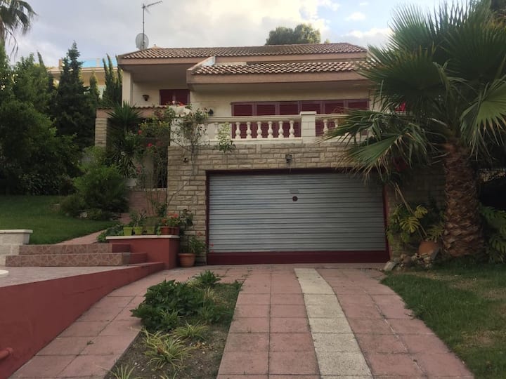 Villa Isabel , Amplio Espacio Y Relax En Salou - La Pineda
