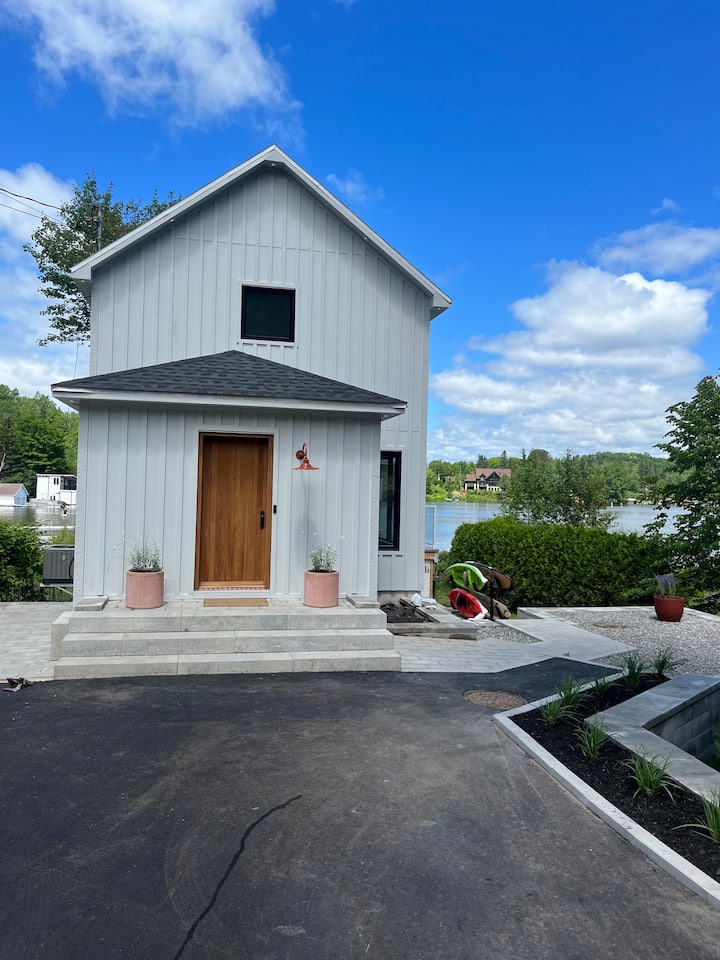 Chalet Sur Le Lac-beauport - Quebec City