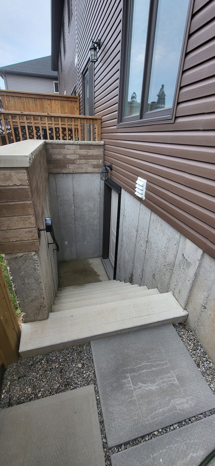 Near Niagara Falls Cosy Basement Unit. - Welland