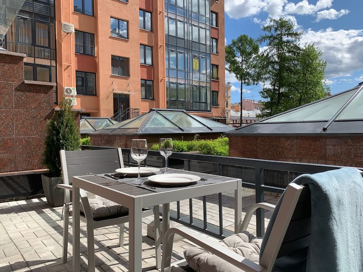 Потрясающая студия с террасой - Saint Petersburg