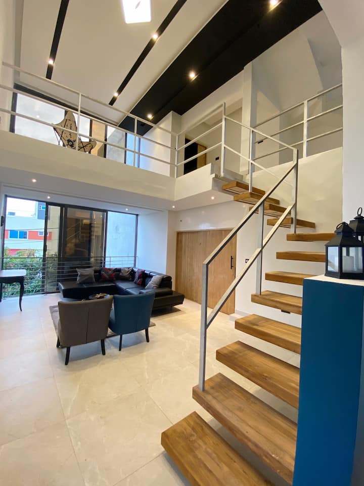 Villa Ram Benin , 7 Pièces Rooftop + 5 Min Plages - Cotonou