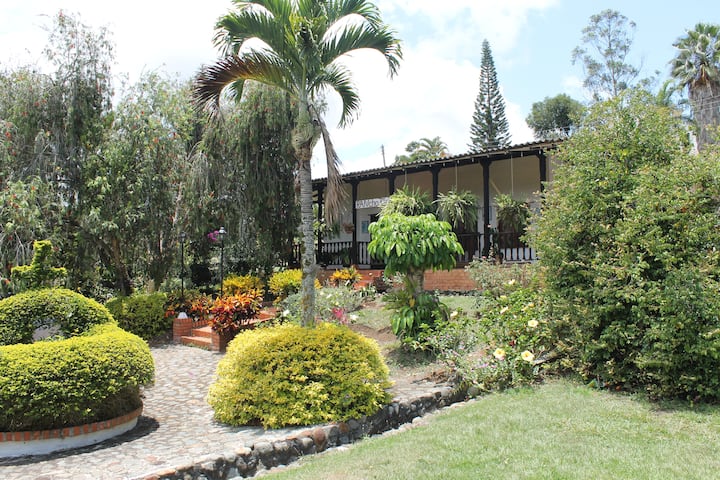 Casa Campestre Rancho 4js ( Pavas) - La Cumbre