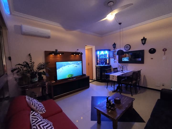 Apartamento De Dois Quartos Em Copacabana - Copacabana