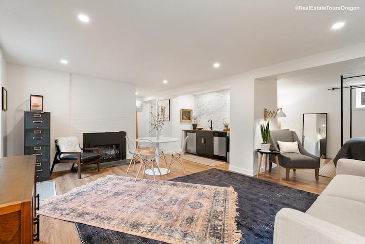 Mid-century Meets Modern - Forest Grove, OR