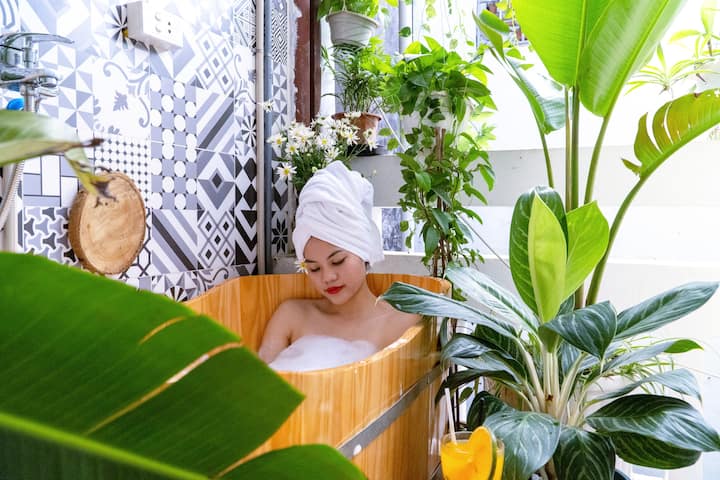 2 Bedrooms, "The Hidden Gem" • City Central - Hanoi