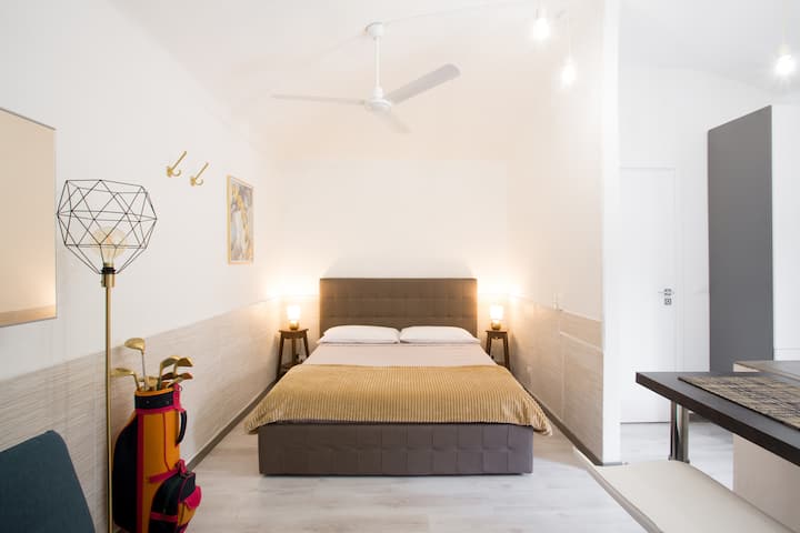 New Open Space In The City Centre / Netflix - 杜林