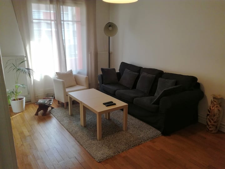 Appartement à Villeurbanne, 15mn Du Centre De Lyon - Vaulx-en-Velin