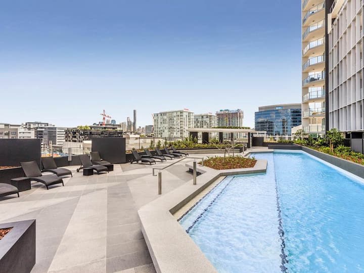Modern Apartment ❤️ In Convenient Location - Newstead