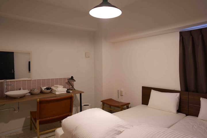 8 Mins To Downtown | Economy Twin | Minato Hotel - Kyoto